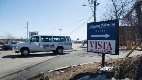 Affordable Newark Airport Service Rates | Vista Parking
